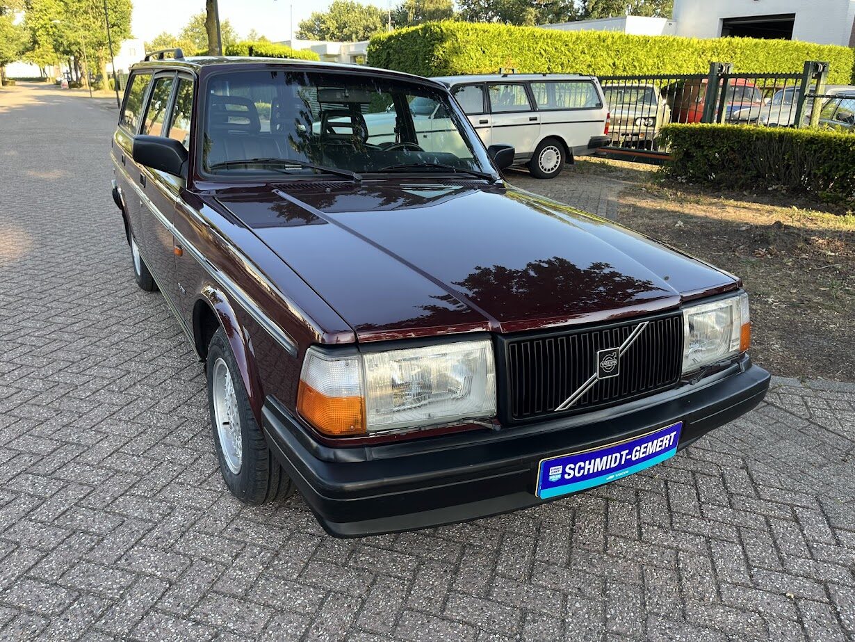 1993 Volvo 240 Super Polar 97.807 KM !!! Prijs op aanvraag - Schmidt Gemert